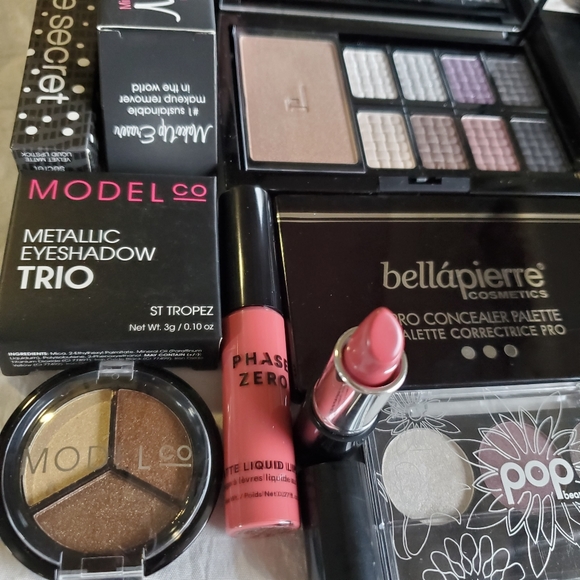 Doucce | Makeup | Huge 6 Piece Makeup Bundle Set Bare Minerals Doucce ...